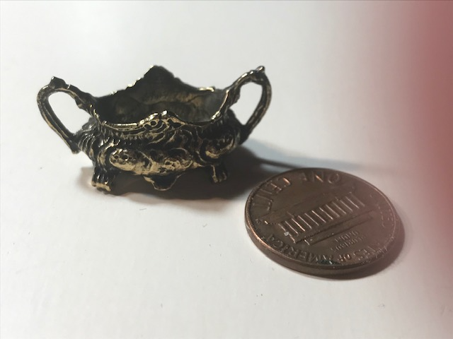 Jeanetta Kendall Silver Metal bowl – Your Dollhouse Miniature Headquarters